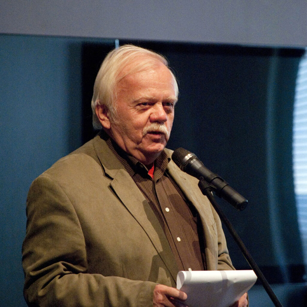Nachruf auf Heinrich Peuckmann: Schriftsteller starb mit 73 Jahren ...